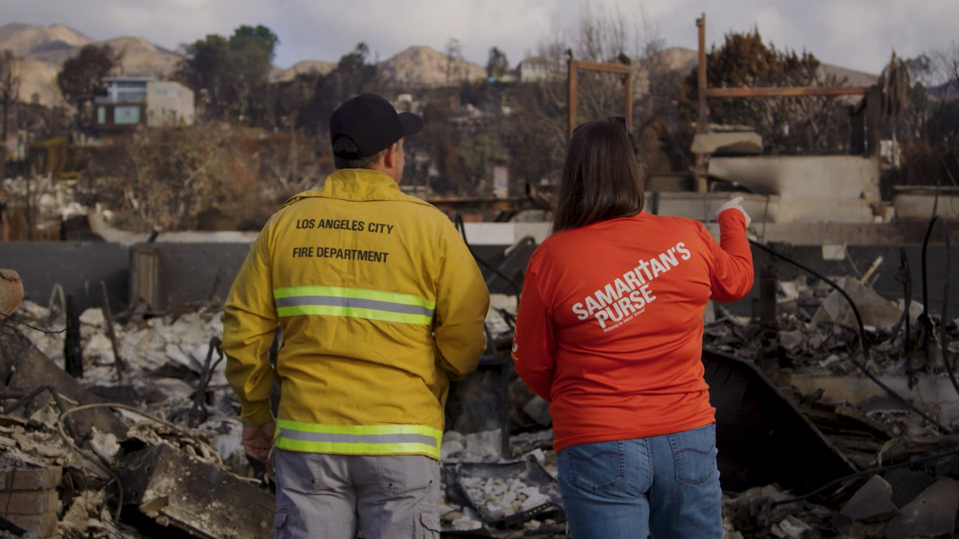 Former LA Fire Captain Surveys Los Angeles Fire Damage